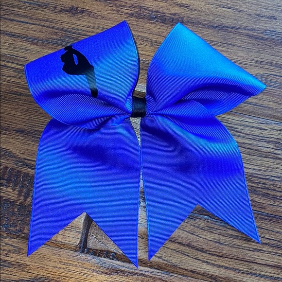 Other | Gabi Butler Bow | Poshmark